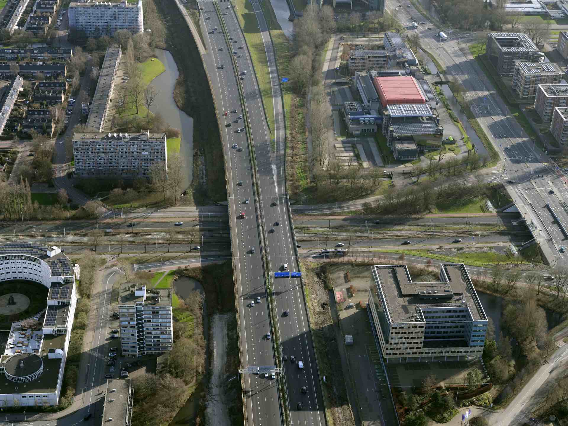 24 op 25 september: A9 dicht vanaf knooppunt Holendrecht tot afrit 5 ...